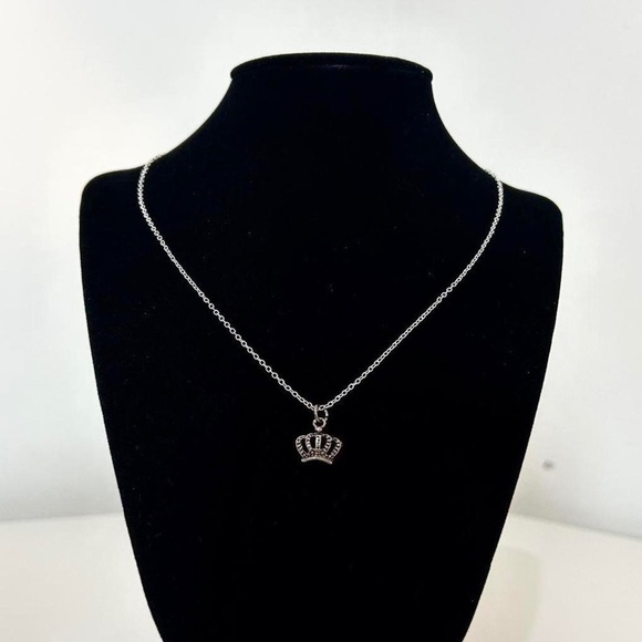 Jewelry | Silver Mini Queen Crown Necklace | Poshmark
